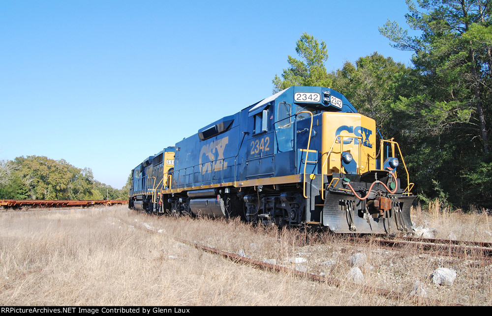 CSX 2342 and 6915